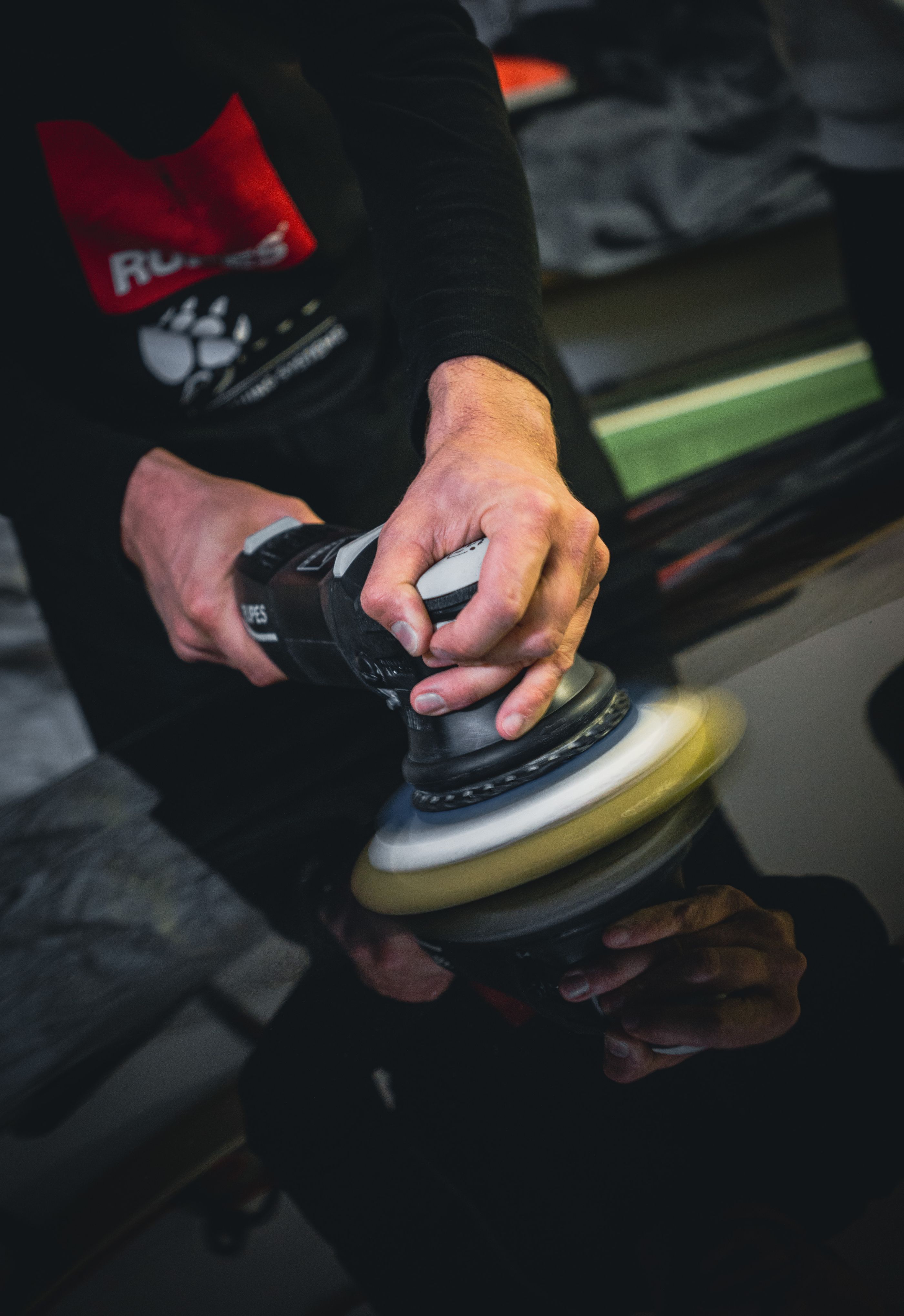 AUTÓ POLÍROZÁS – Polír és Wax Műhely